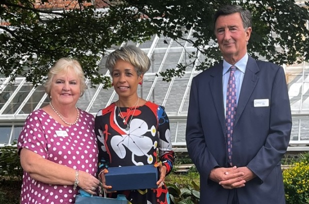 Chief Nurse, Karen Bonner, recognised as a Burdett Hero ...